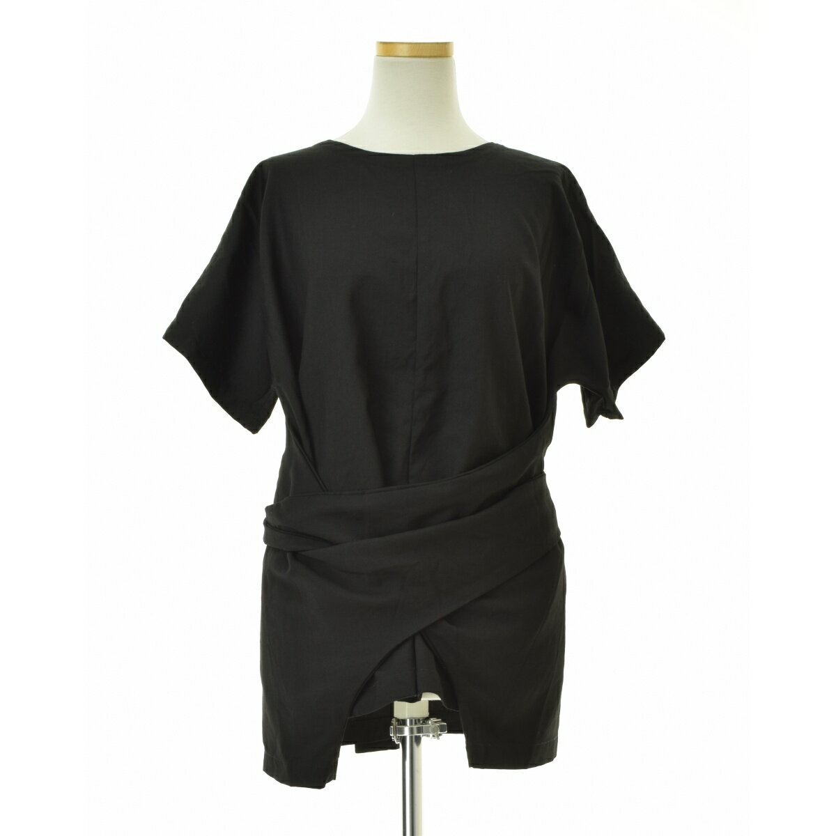 #GallegoDesportes#X34#X35#X36#X37#X38#Y42#Y43#Y44#Y45#Y46#Gallego Desportes#ブラック系#ウール#表記サイズ：M#コンディションC##レディース#ワンピース#チュニッ...