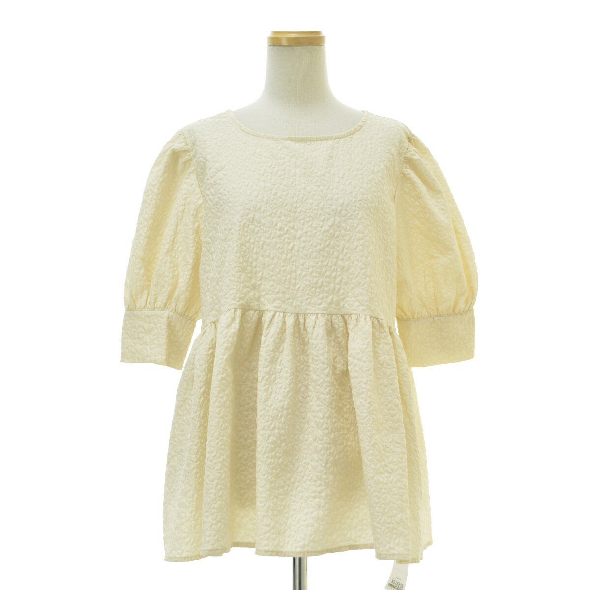 #La-gemme#X2e#X2f#X30#X31#X32#Y3f#Y40#Y41#Y42#Y43#S23#S24#S25#S26#S27#La-gemme#アイボリー系#コンディションC##レディース#シャツ・ブラウス・ベスト#シャツ・ブ...