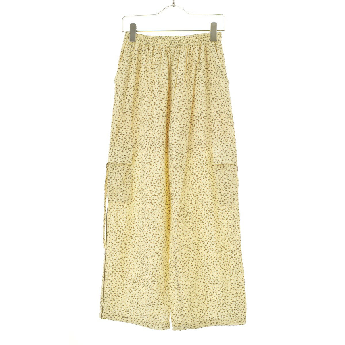 #nikoand...#Y3d#Y3e#Y3f#Y40#Y41#L3a#L3b#L3c#L3d#L3e#niko and...#アイボリー系#オリーブ（カーキ）系#ウエスト約60cm～63cm#表記サイズ：FREE#コンディションC##レデ...