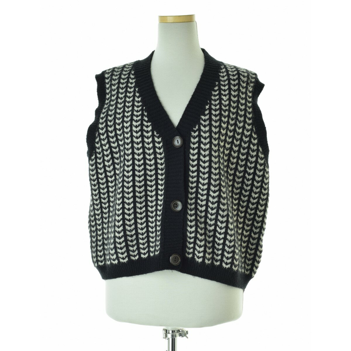 楽天市場】bcbg(素材(生地・毛糸)ナイロン)(トップス 楽天市場】bcbg(素材(生地・毛糸)ナイロン)(トップス