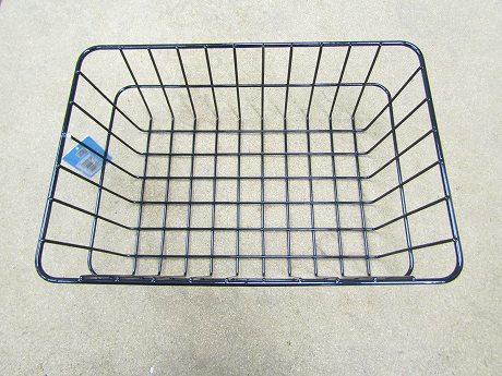 ■スチール ■最大荷重 10kg ■20"～700C 対応 ■前後幅 260mm、横幅 : 380mm (上部) ■前後幅 215mm、横幅 : 300mm (下部) ■高さ 130mm ■1.1kg