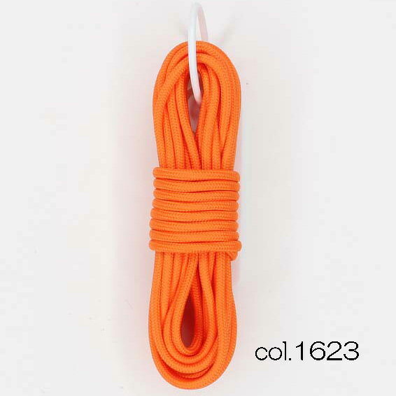 ※在庫ありの商品でも、店頭の在庫と共有しております為、取り寄せになる場合があります。 引張強度180kgあり、非常に丈夫なコードです カラフルな色も多く、ライトに反射して光る反射テープ入りのコードもあり夜間で自転車走行やマラソンなどで身につ...