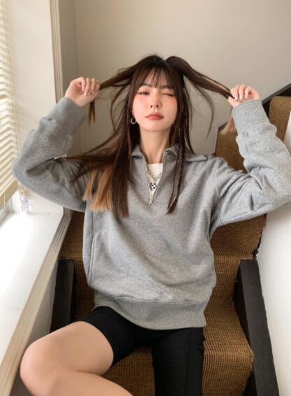 サイズ【S】着丈約60cm バスト約114cm　肩幅約44cm 　袖丈約64cm 【M】着丈約61cm バスト約118cm　肩幅約45cm 　袖丈約65cm 【L】着丈約62cm バスト約122cm　肩幅約46cm 　袖丈約66cm 生産国...
