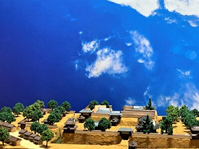 [完成品] 鈎の陣屋城　B4サイズ　室町幕府将軍の陣城　日本の城　お城 ジオラマ模型　プラモデル　城郭模型 鍬匠甲冑屋★ ★画像の作品はサンプル品ですので 製作依頼品と全く同じではありませんがB4サイズで作れる範囲となります。 イメージ画像...