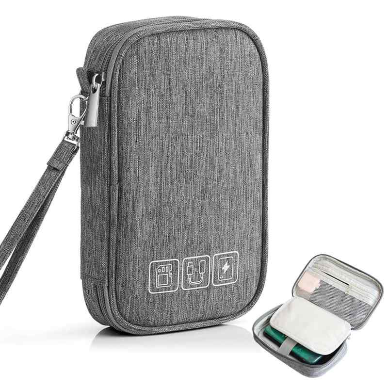 ガジェットポーチ 19*12cm 三層式 PC周辺小物用収納ポーチ ケーブル収納ポーチ PC小物入れ 便利グッズ 軽量 防水 旅行 出張【商品仕様】サイズ：19 x 12 x 3.5cm、素材：300D高密度ポリエステルで、重さ：90g。【...