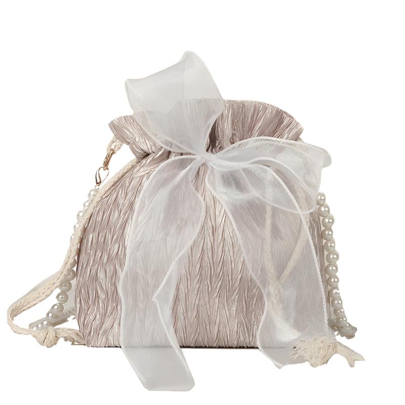 [ハルジオ] 巾着バッグ ショルダーバッグ レディース ポシェット 巾着 浴衣バッグ 巾着ポーチ パール リボン ポーチ 小さめ ミニ ショルダーポーチ 斜めがけ おしゃれ かわいい 結婚式 成人👜 今話題のトレンドアイテム...