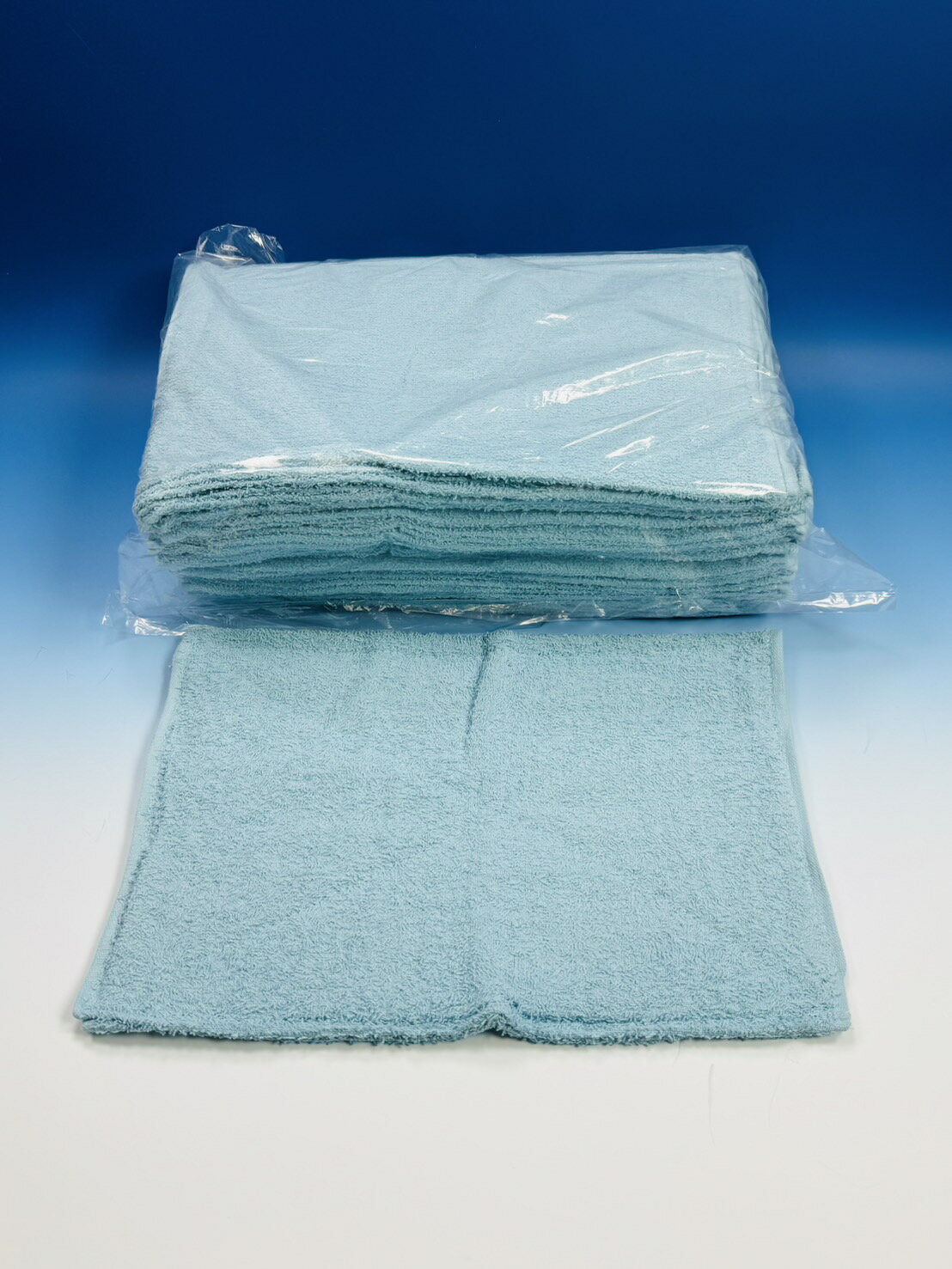 商品情報 個数 20枚/パック×3パック 販売元 (株)KCC240匁フェイスタオルダスター（スレン染め）／60枚　ブルー 吸水性と耐久性に優れたフェイスタオルダスター。 240匁仕様で、程よい厚みと軽さを兼ね備え、使いやすさ抜群。 2