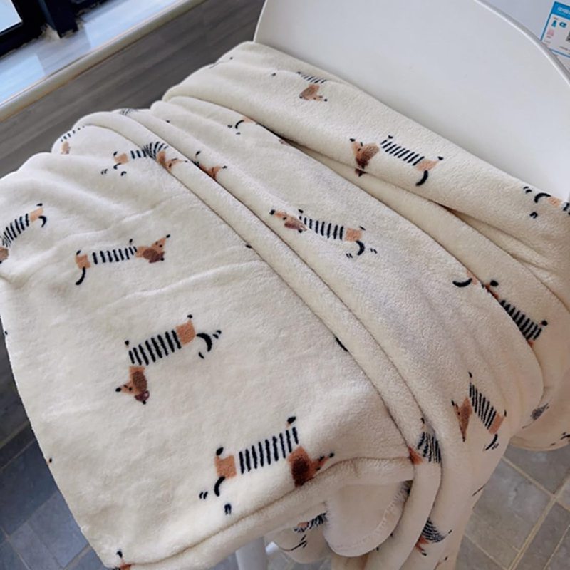 　　　 ◆◇◆売れている秘密◆◇◆ 【素材】マイクロファイバー【サイズ】90*100CM120*180CM180*200CM◆両面用マイクロファイバーフランネル◆この毛布は綺麗な両面フランネルで作られているので、柔らかい手触り、魅力的な光沢...