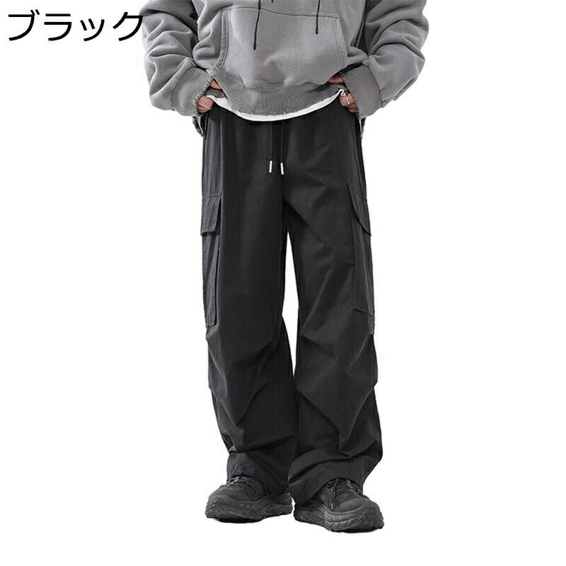 　　　 ◆◇◆人気の秘密◆◇◆ 【ポリエステル素材】速乾性に優れた素材ポリエステルを100%採用したことで、汗を素早く吸収し、素早く乾燥させるためパンツが重くなったり、ベタつくことがなくなります。長時間走っても快適さが続き、履き心地がとても...