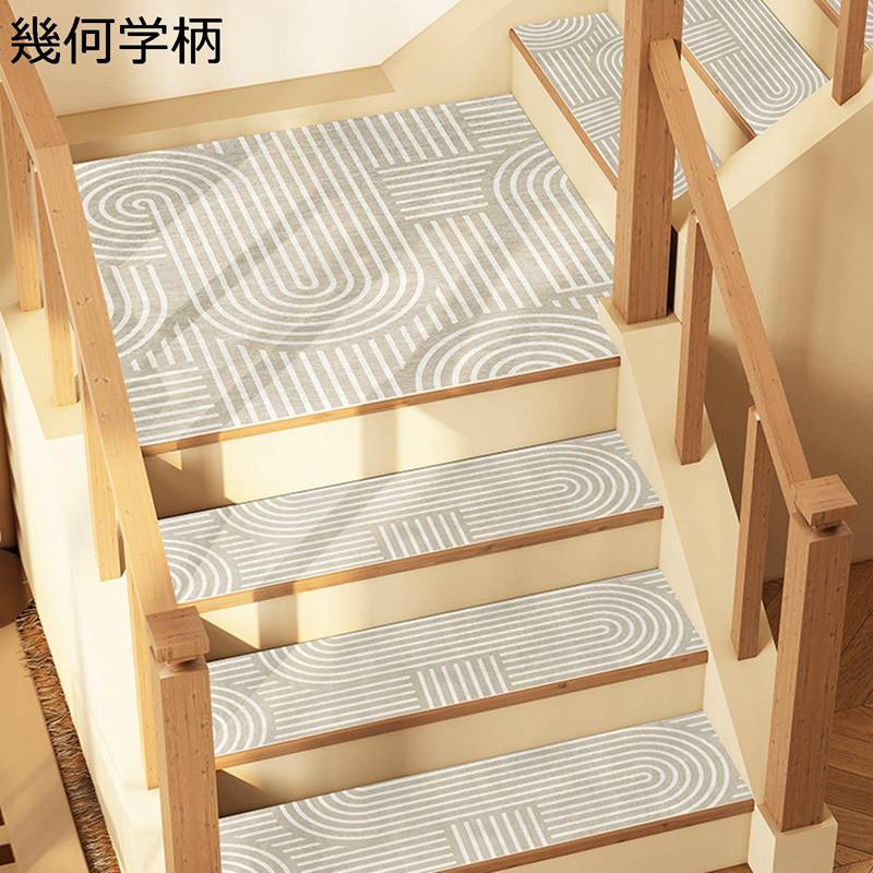 　　　 ◆◇◆人気の秘密◆◇◆ 【転倒防止、滑り止め効果】足腰が弱い高齢者やお子様にとって、お家で一番滑って転び易いのは階段です！このマットを使うことによって、階段の踏み心地が良くなり、滑り止め効果も抜群です。素足でも冷たくない、オールシー...