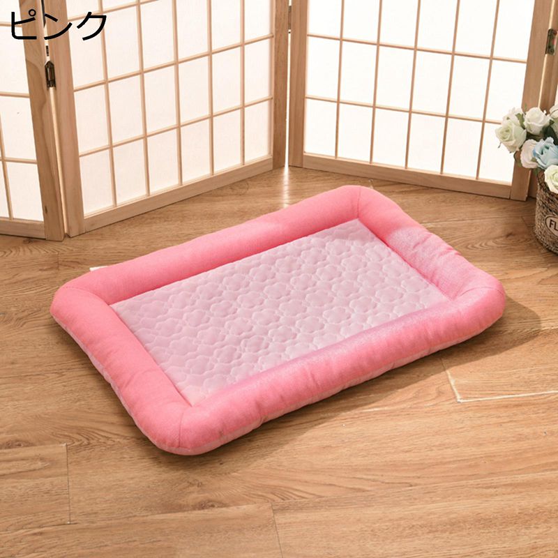 　　　 ◆◇◆人気の秘密◆◇◆ 【メッシュ素材＋接触冷感生地使用】犬や猫の熱中症及びクーラー病防止のため、座面は 夏の寝具と同じ品質の接触冷感生地を採用しました。肌が生地に触れた瞬間、ひんやりが感じる素材で、ご愛犬は蒸し暑い夏を快適に過ごせ...