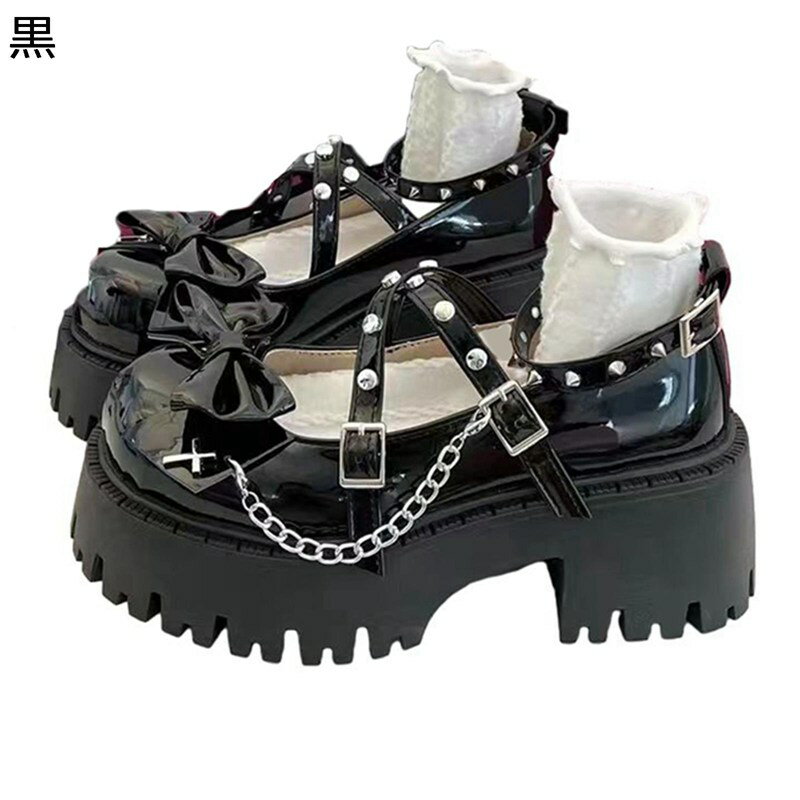 　　　 ◆◇◆人気の秘密◆◇◆ 【美脚】スラッと細く長い足に見せてくれる高さ6cmのハイヒール。 高いヒールでグッとスタイル良く見せてくれるオシャレな一足です。 【ラウンドトゥ】女性らしく華奢見えするラウンドトゥは優しげな足元を演出してくれ...