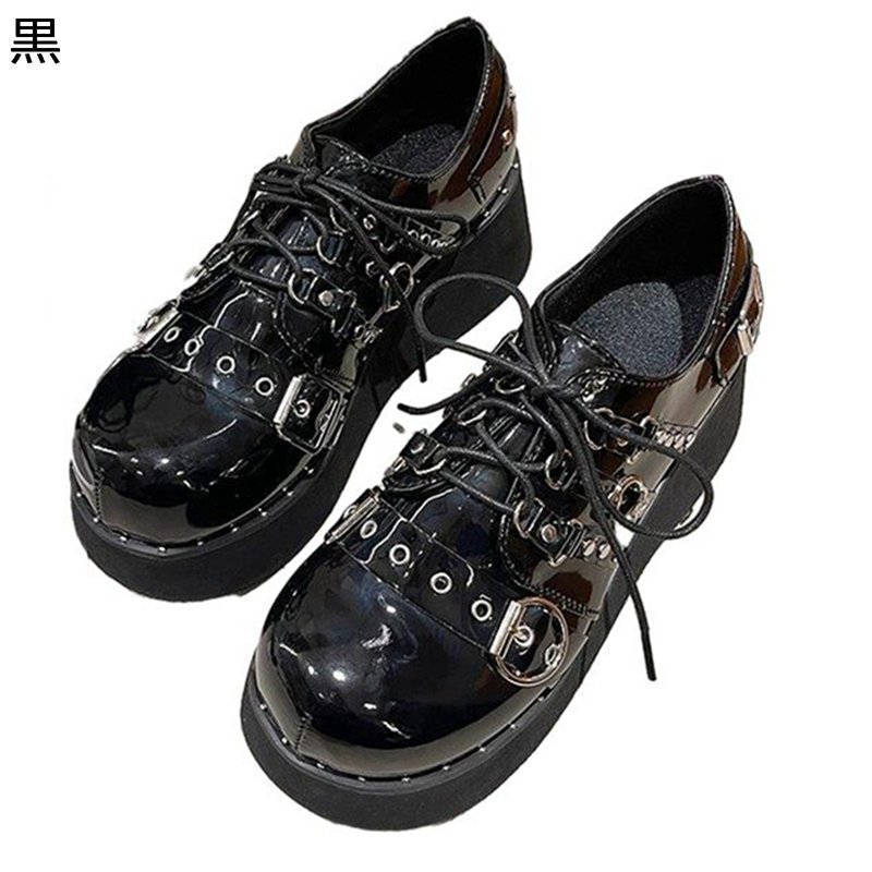 　　　 ◆◇◆人気の秘密◆◇◆ 【ローヒール】ローヒールなので、歩くのは楽ですが「つま先サポートクッション」が入っているので、更に履きやすく、痛くなりにくい仕様になっている所もうれしい！キレイ目コーデにもカジュアルにも振れて、履き回しが効く...