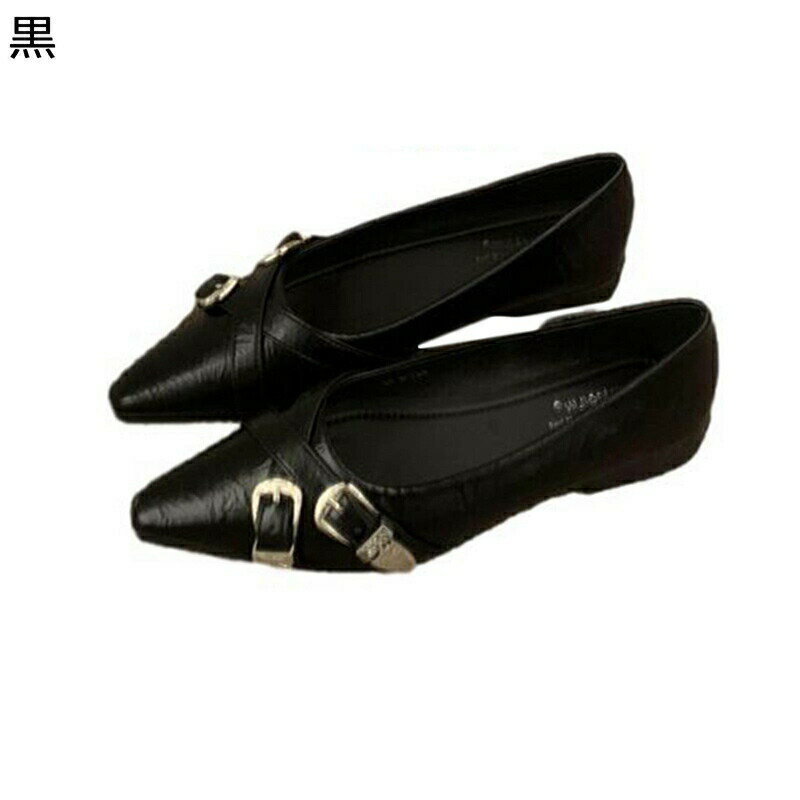 　　　 ◆◇◆人気の秘密◆◇◆ 【フラットシューズ】お仕事にもプライベートにも使用シーンを選ばす使い勝手バツグン！非常に重宝します！！ 【滑りにくい】アウトソールは、凹凸があって滑りにくい合成ゴム素材をチョイス。歩いても走っても安心。トレン...