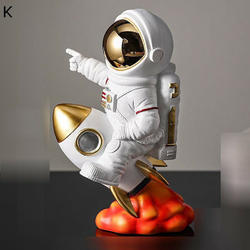 　　　 ◆◇◆人気の秘密◆◇◆ 【鏡面仕上がり】フェイスシールドが鏡面仕上げしており光を反射します。まるで月面にいるようです。 【活用できるシーン】部屋カフェショップや店舗の置き物オブジェ・ギフト・癒し雑貨・かわいいもの常に見たい時：） 【...