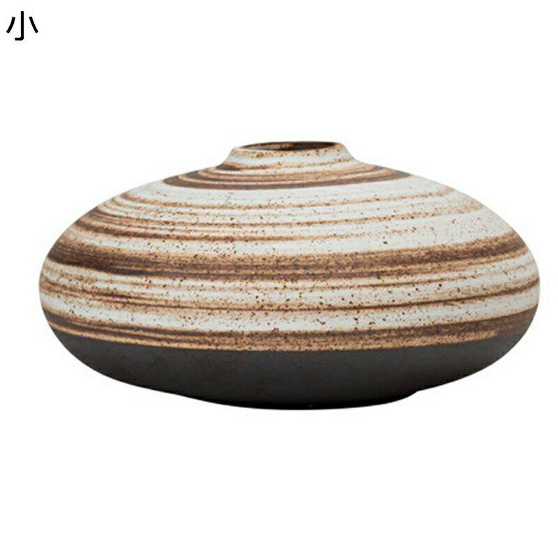 　　　 ◆◇◆人気の秘密◆◇◆ サイズ：詳しいサイズは左画像をご覧くださいませ この装飾的な花瓶の表面は、素焼き、つや消しで、芸術的な装飾に適しています。 職人の手作りによる高品質の陶器で,リビングルームに、和室や客間に、オフィスに、寝室に...