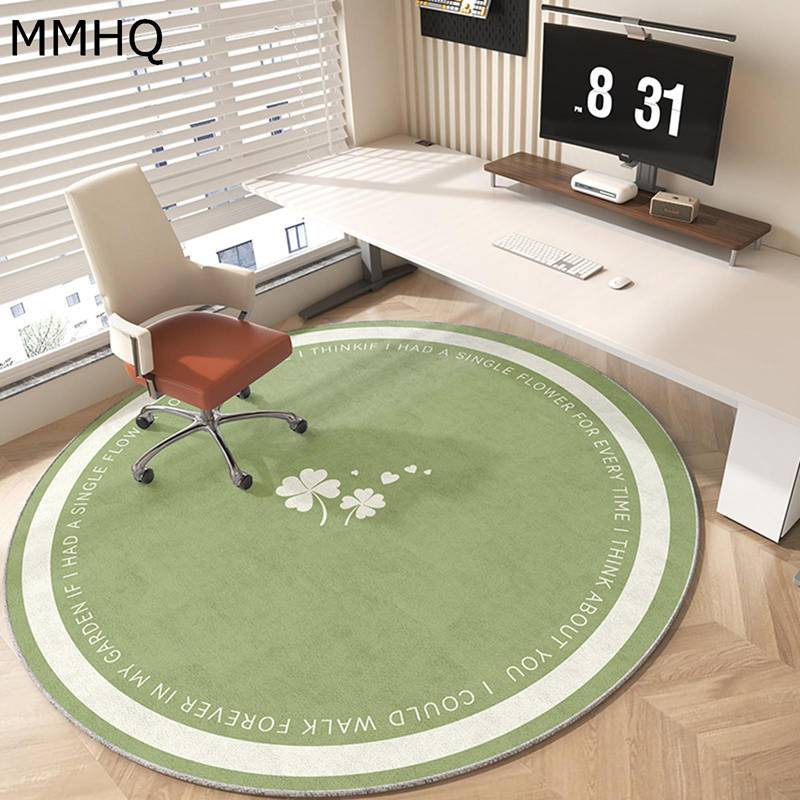 　　　 ◆◇◆人気の秘密◆◇◆ 【デスクチェアマット】デスク下マットに座った時の荷重により、床に傷がついたり、床がくぼんだりすることがあります。キャスターの材質に応じて、床を損傷から保護するために、チェアクッションを使用してください。粘着性...