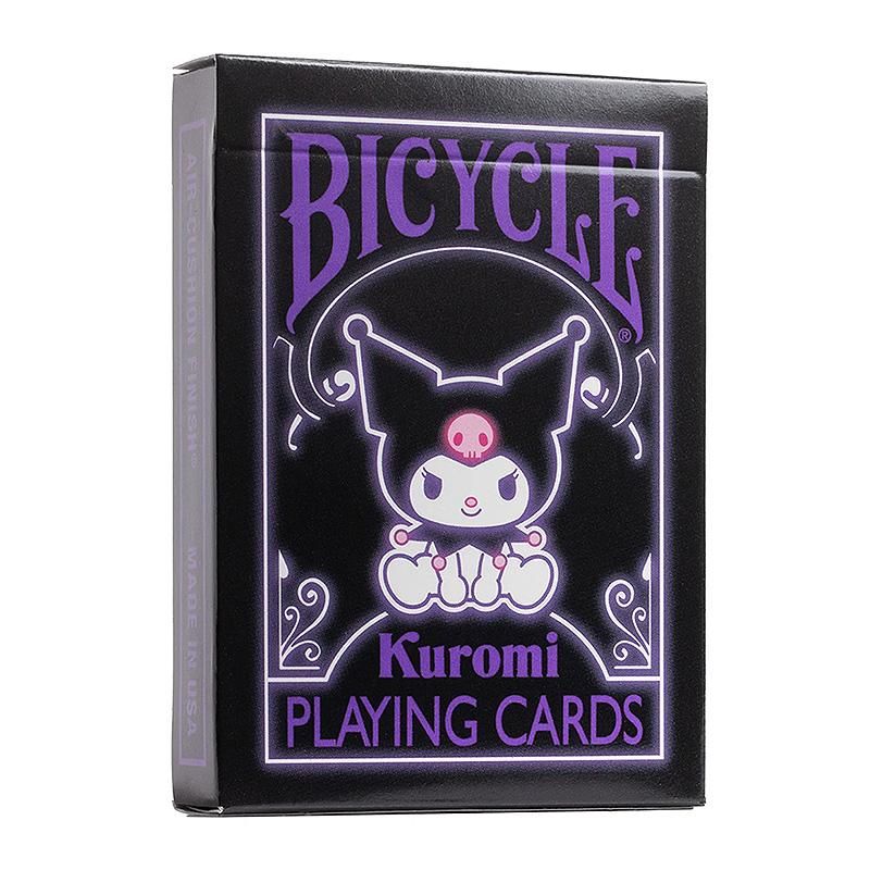 クロミ トランプ（Bicycle Kuromi） 反逆的でキュート。クロミ流ゲームナイト。 サンリオの人気キャラクター **クロミ**をモチーフにした、 Bicycle（バイスクル）製のスタイリッシュなトランプが登場です。 ネオンピンク＆パ...