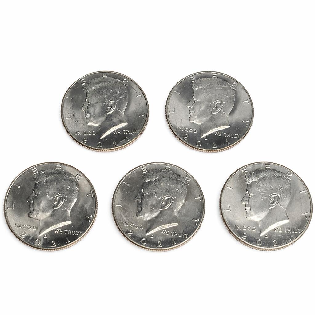 本物のアメリカのハーフダラーコイン5枚です。年号はランダムになります。
