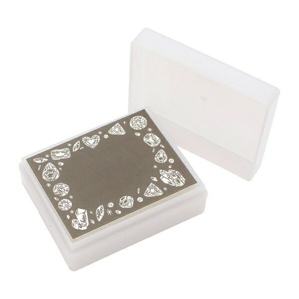 ぬりえの様にインクをさして多色に押せる浸透印タイプのスタンプです。?インクを自分で入れるので好きな配色のスタンプにできます。さらに別の色を補充すればまた違った色合いのスタンプに早変わりさせることができます。デザインはひとこと書き込めるフレー...