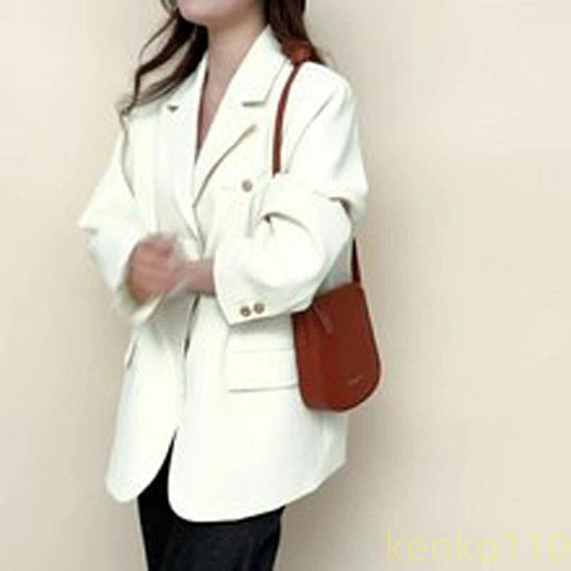 商品説明 商品名 ショルダーバッグ・メッセンジャーバッグ 素材 PU サイズ 高さ20cm/幅17cm/奥行5.5cm&nbsp; 注意事項 ※沖縄&amp;離島のお届けは、送料とは別に地域料1500円（税込）がかかる場合がございます。●パ...