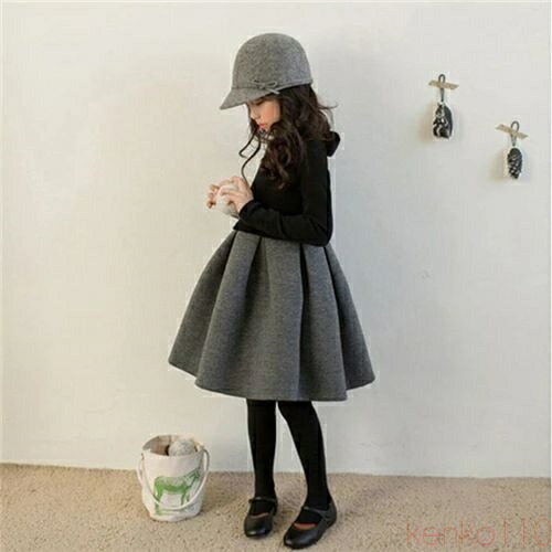 width="100%"> ●入学式は子供の晴れ舞台なので、おしゃれな服装を選んで記念に残る1日にしてあげましょう。 ●子供用スーツですが大人顔負けのデザインなので、かっこよく着こなして入学式に出席しましょう。 ●サイズも100から160c...