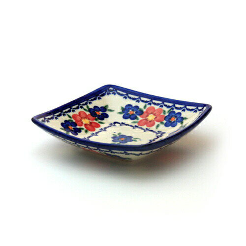 料理をカッコよく盛り付けるならこれ！ 製造元での名称は「Toffi mini bowl」。タフィーボウル(V161)のミニサイズです。丸いボウルとは一味違った器として、楽しくご利用いただけます。サラダや和え物、中華や煮物などの銘々の取り皿と...