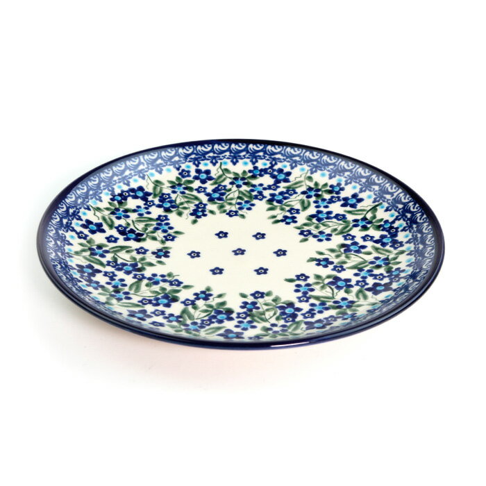 食パンが1枚丁度良く収まるサイズ 16cm前後のプレートと同様、20cm前後のサイズもなにかと重宝します。前菜の一皿を格好良く装うにはぴったり。また、いわゆる「食パン」が丁度収まる大きさで、トーストやパンケーキも安心して置くことが出来ます。...