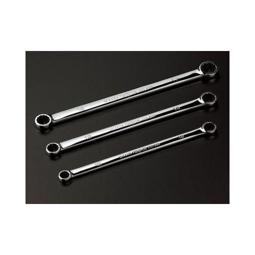 【メーカー】 ●京都機械工具(株) 【特長】 ●口径部は7°30′の角度を設け、レンチ裏表を使用することにより15°の範囲で作業が可能、狭い所での作業性を向上します。 ●ヘッド部の厚みを薄くする事により狭い場所での作業性が向上しています。 ...