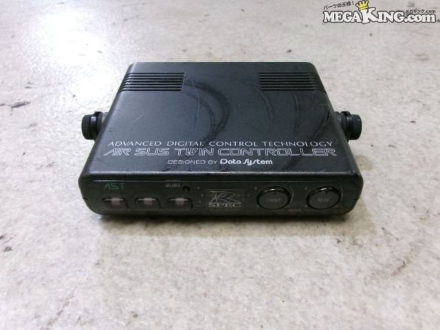 状態詳細 割れ、欠けは無さそうです。 弊社では動作未確認の為、ジャンク品としてお考え下さい。 商品は中古品の為、キズ、除去しきれていない汚れ、相応の使用感などあります。 個人的な主観となりますので、必ず画像にてご判断をお願いします。 状態に...