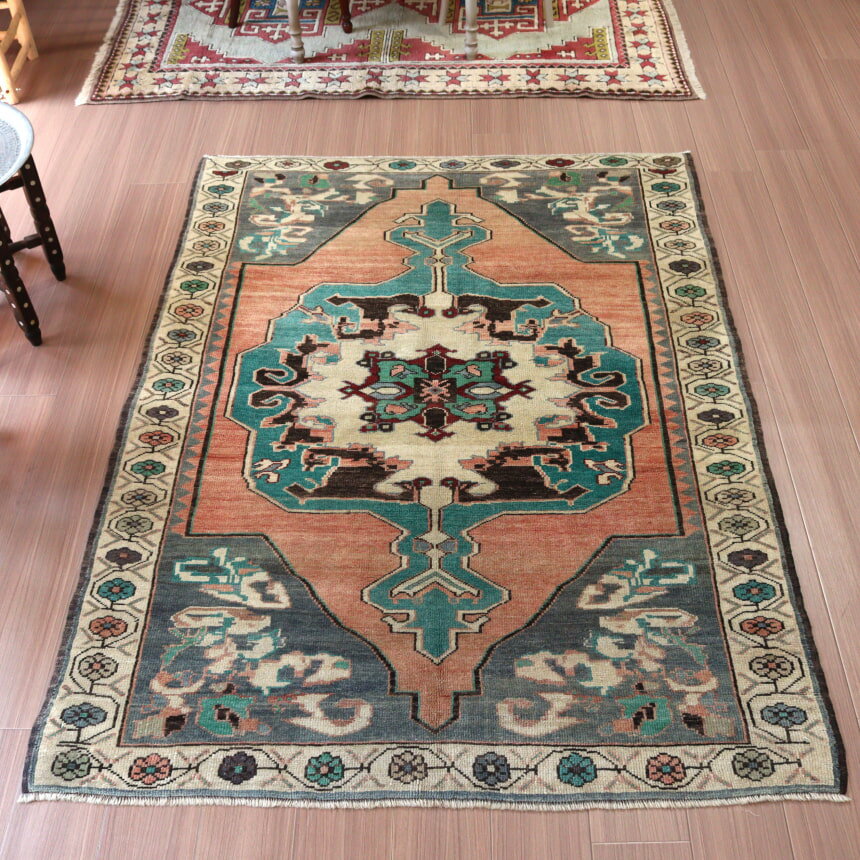 タグ：#&nbsp;&nbsp;#&nbsp;&nbsp;#&nbsp;&nbsp;#&nbsp;&nbsp;#&nbsp;&nbsp;#近いサイズのキリム&nbsp;&nbsp;#同じエリアのラグ商品詳細商品番号hal2811サイズ縦18...