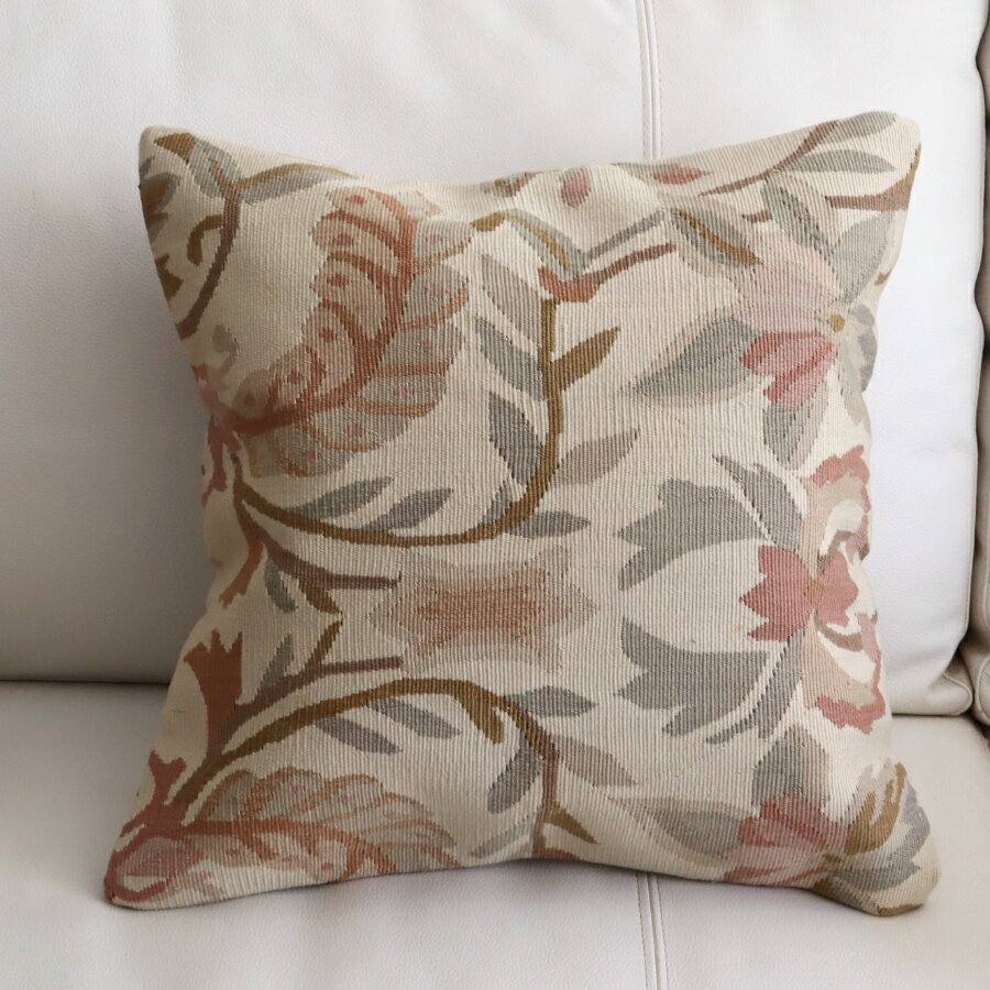 タグ：#花柄のキリム新着Kilim Pillows産地・エリア別人気NO.1！　40cm　キリムクッション 特別価格＆送料無料　中綿つき2枚セット45cmキリムクッション50cm＆60cmキリムクッション35cmキリムクッション&その他ミニ...