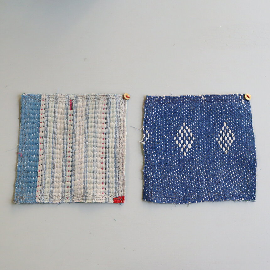 タグ：#同じ形&nbsp;&nbsp;#カンタ刺繍⇒コットン小物コースター12cm 2枚組　カンタ刺繍 インド刺し子ヴィンテージカンタ商品番号ta2389-03サイズ約12x12cm（ゆがみ、サイズ誤差あります）素　材コットン100％産 地...