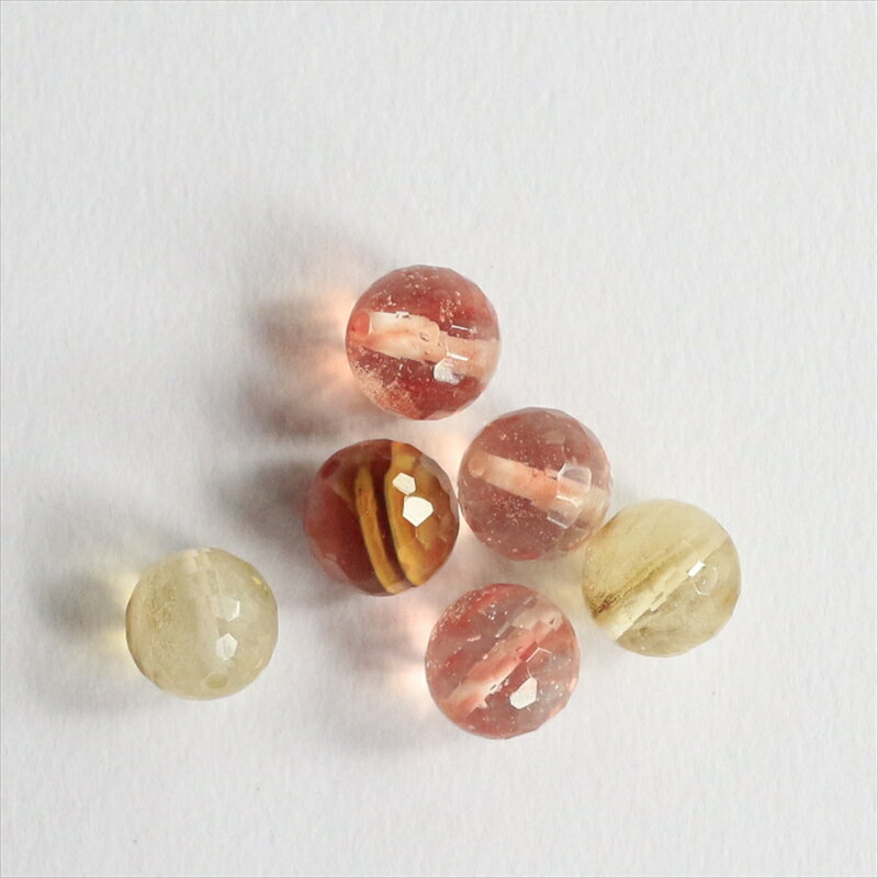 ローズクォーツ 天然石ビーズ　ミックス品　番acz285dサイズ1xcm / 穴の径：0.1cm材　質天然石/ローズクォーツ・クォーツワイヤーが通る程度の細い穴があいています。表記サイズはおよその粒のサイズです。写真の現品をお届けします。蔵...