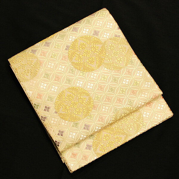 ☆お申し込み方法 「買い物かごに入れる」ボタンをクリックして、備考欄に、ご使用月日、お支払方法、サイズ等をご記入下さい。 &nbsp;山口美術織物謹製 吉祥文様七宝柄 【obi-23-214-y】 &nbsp;&nbsp;唐織のトップメーカ...