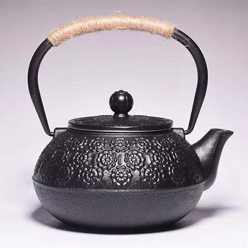 鉄瓶 鉄器 桜柄 さくら 伝統工芸品 急須 茶こし付き 鉄分補給 ホーローなし ガス 電気コンロ 炭火 ih調理器 直火 対応 800ml 鉄瓶 鉄器 桜柄 さくら 伝統工芸品 急須 茶こし付き 鉄分補給 ホ鉄瓶 鉄器 桜柄 さくら 伝統工...