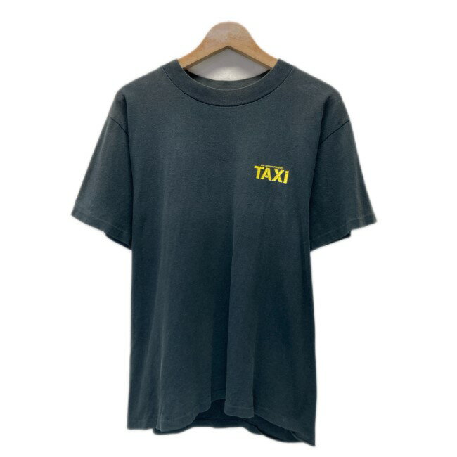ユナイテッドスポーツのTシャツです。 表記サイズ：M 参考サイズ：メンズM 実寸サイズ 　着丈（cm）：66 　肩幅（cm）：48 　身幅（cm）：48 　袖丈（cm）：20 素材：コットン100% 裏地：なし コンディション：C 　裾にほ...