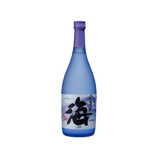 本格芋焼酎「海」は、芋はベニオトメ、麹は黄麹を使用し、減圧蒸留することで芋のクセを抑え、甘みとコクを引き出し、垂水クロレラ温泉水「寿鶴」で仕込んだこだわりの焼酎です。ストレート・ロックがお奨め。女性にも人気です。