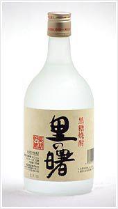 商品詳細 ■商品番号 020164 ■商品種別 黒糖焼酎 ■内容量 720ml ■アルコール度数 25度 ■麹菌 白麹 ■蒸留方法 減圧蒸留 ■メーカー 町田酒造（株） ■原材料 黒糖・米麹 コメント 黒糖焼酎「里の曙」は、黒砂糖を米麹と酵...