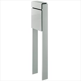 商品番号23288201メーカーYKKAPサイズ幅 332.0mm × 奥行き 136.0mm × 高さ 1500.0mmカラーポスト：シルバー／柱：シルバー通常納期5〜10日後発送素材スチール出し入れ方法上入れ前出し設置タイプポール配送区...