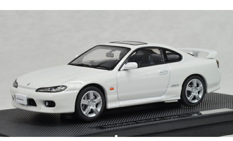 ご覧いただき、ありがとうございます。 商品説明大きさ 1/43 スケール 全長10cm位 材質 ダイキャスト カラー ホワイト 付属品 台座、クリアケース、パッケージ モデルメーカー エブロ 品番 44613 コメント ●7代目となるシルビ...