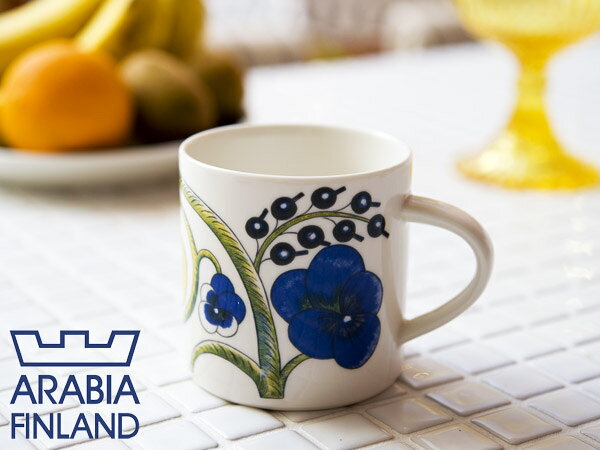植物をモチーフにビビットな色合いで夏を 表現している、定番人気のパラティッシシリーズ。 サイズ：（口径）約85mm×（H）88mm 容量：約0.35L デザイン：Birger Kaipiainen（フィンランド） ※オーブン（直火不可）・冷...