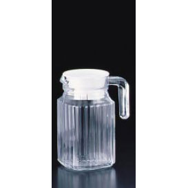 ■メーカー希望小売価格はメーカーカタログに基づいて掲載していますガラス製プロの厨房からご家庭まで、空前のベストセラーがこのクワドロです。名実ともにデュラン社の自信作。冷蔵庫のコーナーにスッポリ収まり、握りやすい取っ手と扱いやすいキャップは頻...