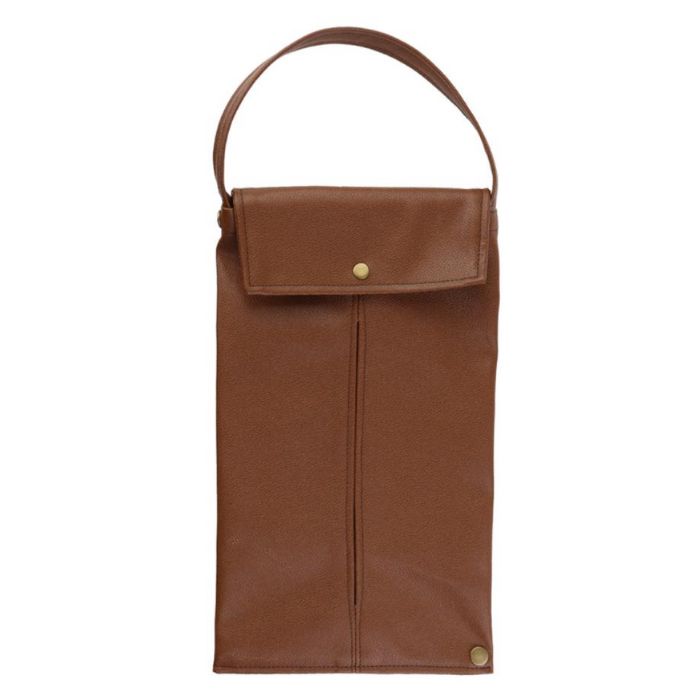 縦・横での吊り下げや置き型としても使えるティッシュケースです。 リビングやダイニング、ベッドサイドなど、場所を問わずにお使いいただけます。 ティッシュケースの裏側にはポケットが付いています。 ティッシュケースの向きを変える時はベルトを付け替...