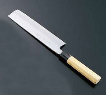 【仕様】サイズ：全長320mm質　量：180g背　厚：3.0mm●従来の和庖丁と同じ製法で素材を錆びに強い　特殊鋼に替えた、全く新しい感覚の和庖丁です。