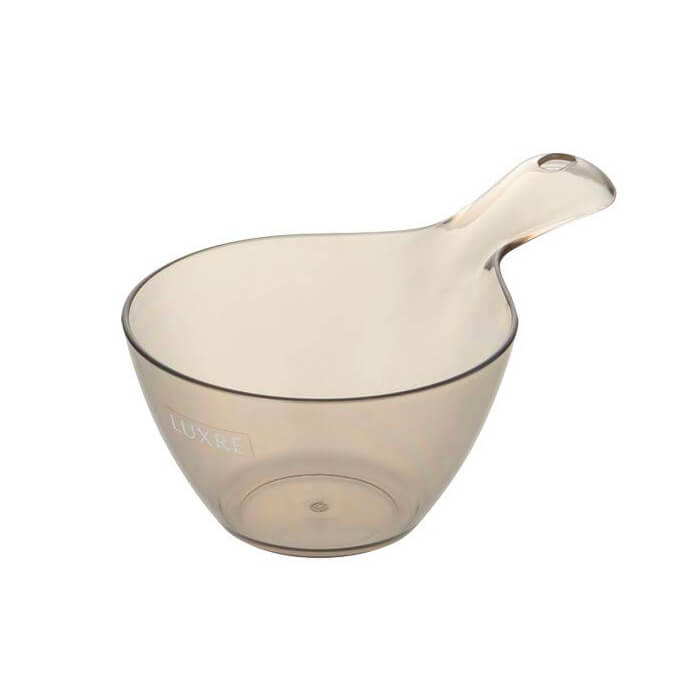 透明感×ニュアンスカラー 美しく、機能的なこのフォルム。 凹凸がなくお手入れしやすく、こだわりの座面形状の手おけです。 サイズ/15.5×26.5×10H(cm) 製品重量/190g 容量/1L 材質/PET 耐熱温度/70℃ ■メーカー希...