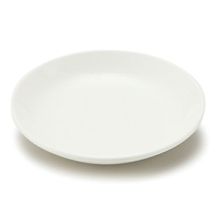 ■メーカー希望小売価格はメーカーカタログに基づいて掲載しています 強さと軽さ、使い易さをかたちにしたシンプルなデザインの白食器。 軽量強化磁器を使用した「フォルテモア」シリーズ。 軽さと強さが特徴のスタイリッシュな食器です。 【仕様】 サイ...