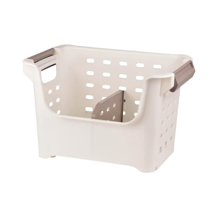 ●常温で根菜や果物をじょうずに保存 ●種類のちがう野菜が取りやすい仕切付 ●重ね使用OK。重ねて使えば場所をとらずにたくさん保存できる ●野菜などの保存だけでなく、缶詰やレトルト食品の保存、シンク下で調理器具の収納にも 【仕様】 製品サイズ...