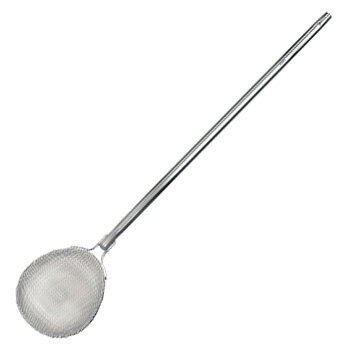 【仕様】柄長：1000mm質量：約1.4kg網サイズ：間口：275×奥行：245　細め/春雨・そうめんなどに。　中め/コーン・うどんなどに。　粗め/野菜・から揚げなどに。　・洗い易く衛生的、握り易い中空楕円グリップ、18-8ステンレス一体構...