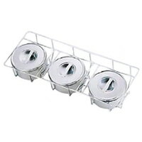 【仕様】幅×奥行×高さ：535mm×220mm×125mm質量：0.965kg●SA 18-8丸バター入14cm×3個入り （ABT46）●蓋の収納スペースがありますので、使用時の蓋の紛失や置き場所に困りません。中華お玉がすっぽりと入るサイ...